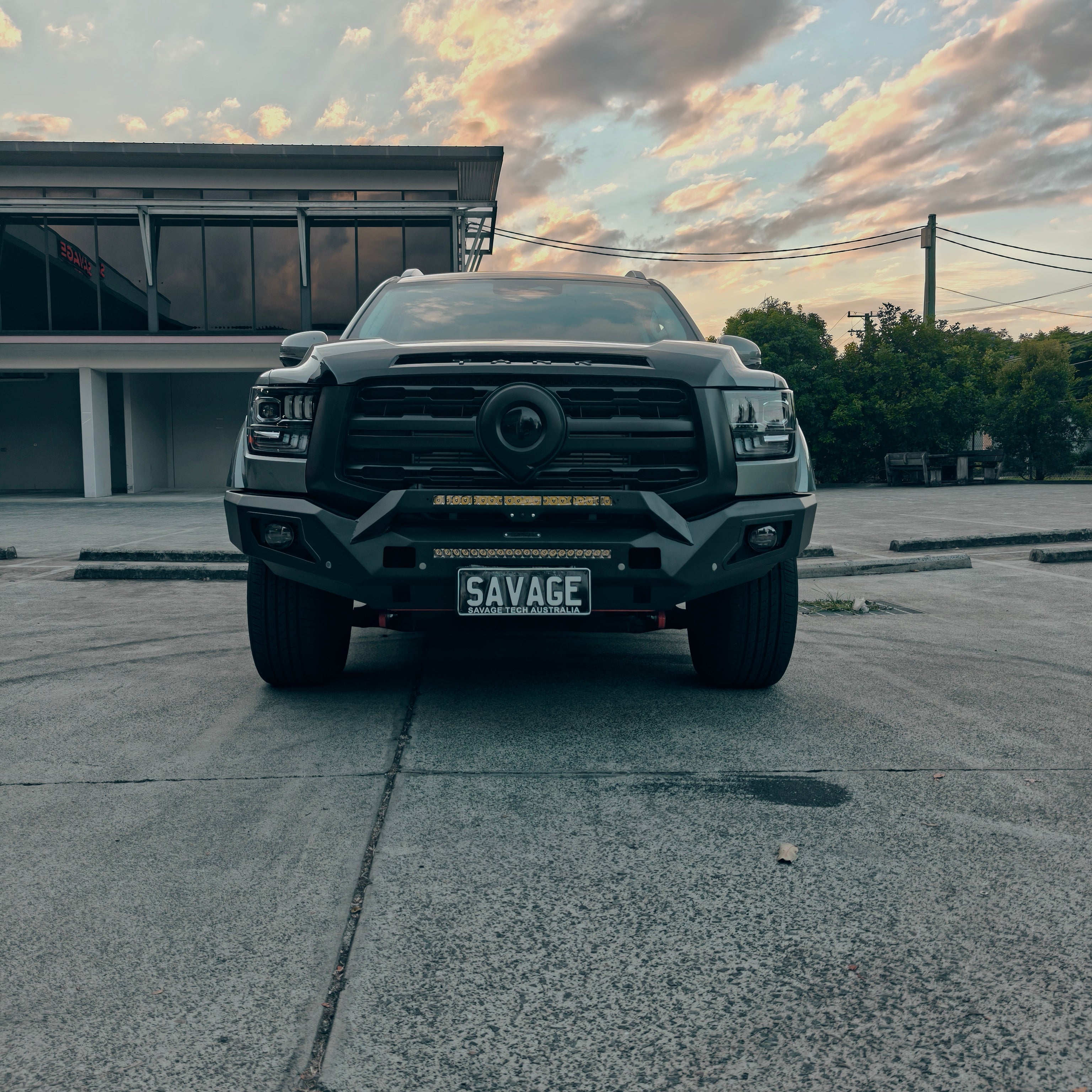 GWM ALPHA RAMPAGE HOOPLESS BULLBAR – Savage Tech Australia