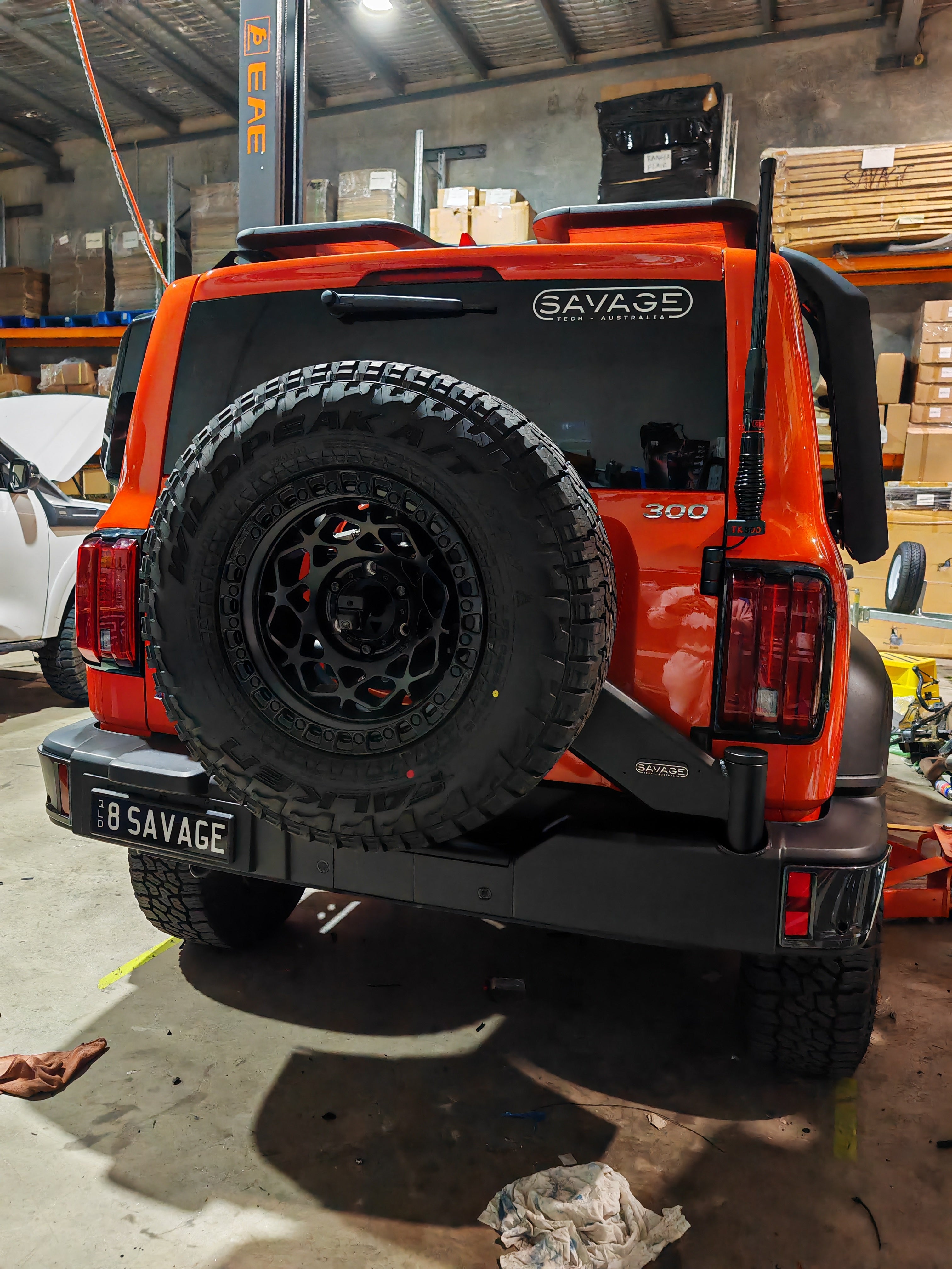 TANK 300 REAR TYRE CARRIER – Savage Tech Australia