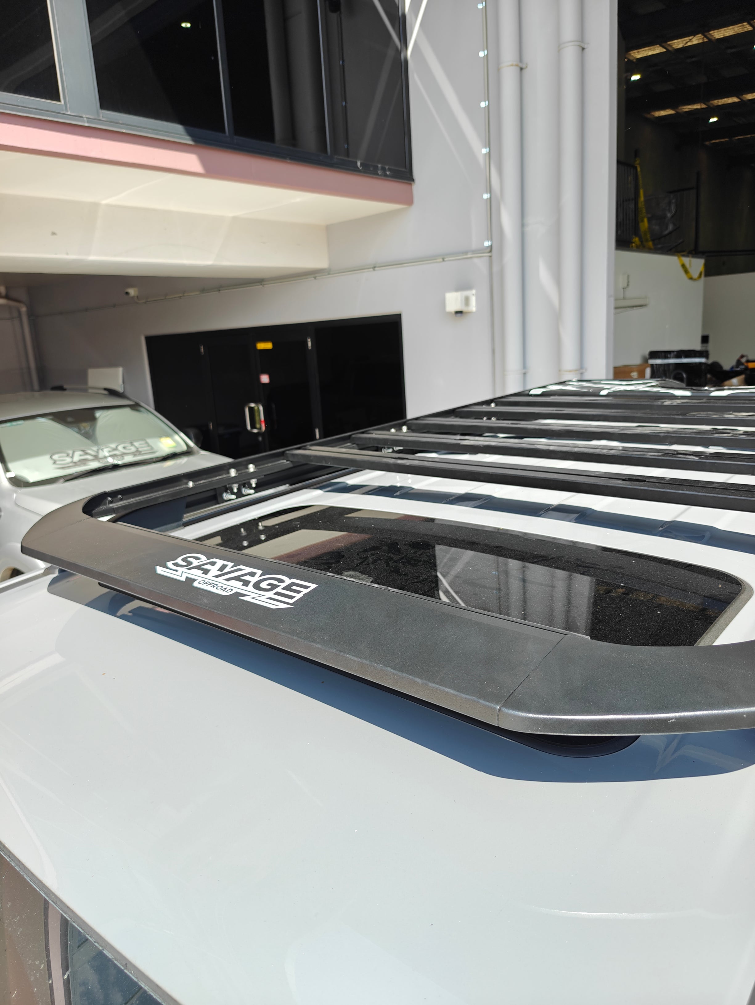 TANK 300 PLATFORM RACK (FULL LENGTH WITH REMOVABLE SUNROOF RAIL ...