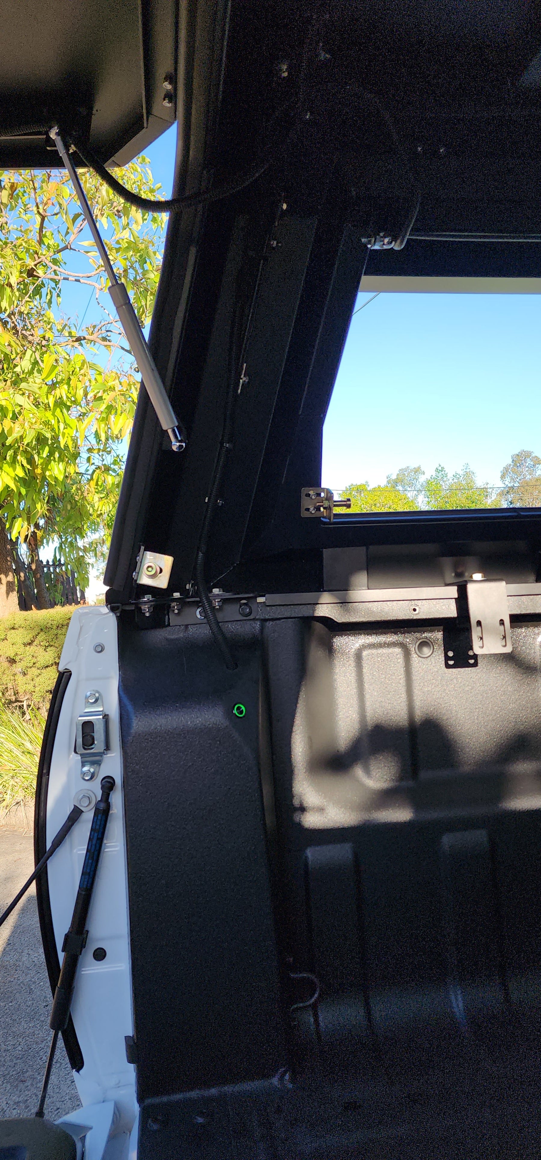 GWM CANNON FLAT PACK ALLOY/ ALUMINIUM CANOPY WITH CENTRAL LOCKING ...