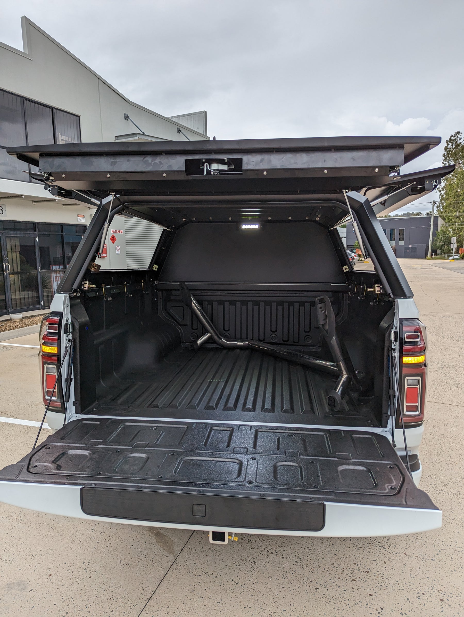 GWM CANNON FLAT PACK ALLOY/ ALUMINIUM CANOPY WITH CENTRAL LOCKING ...